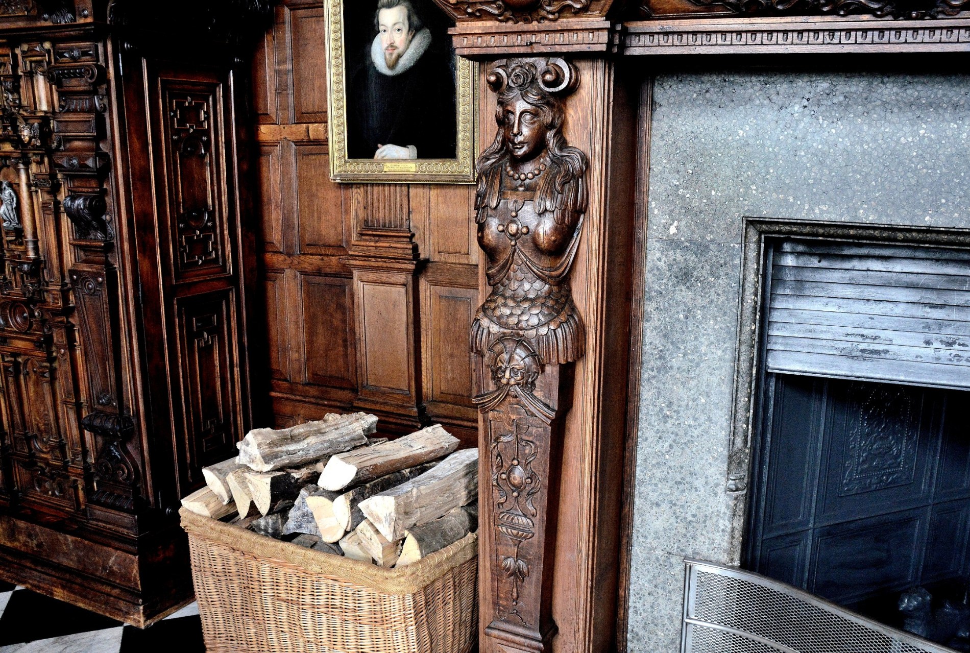 Hatfield House and Elizabeth I | Freed From Time